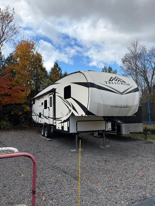 2019 Star Craft Telluride 35 ft Fifth Wheel Trailer | Travel Trailers ...