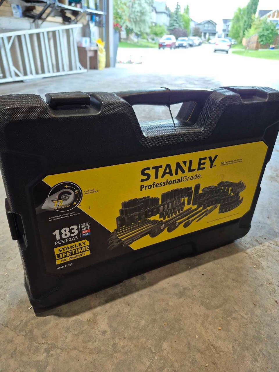 Stanley Professional Grade 183-Piece Tool Set - NEW | Hand Tools ...