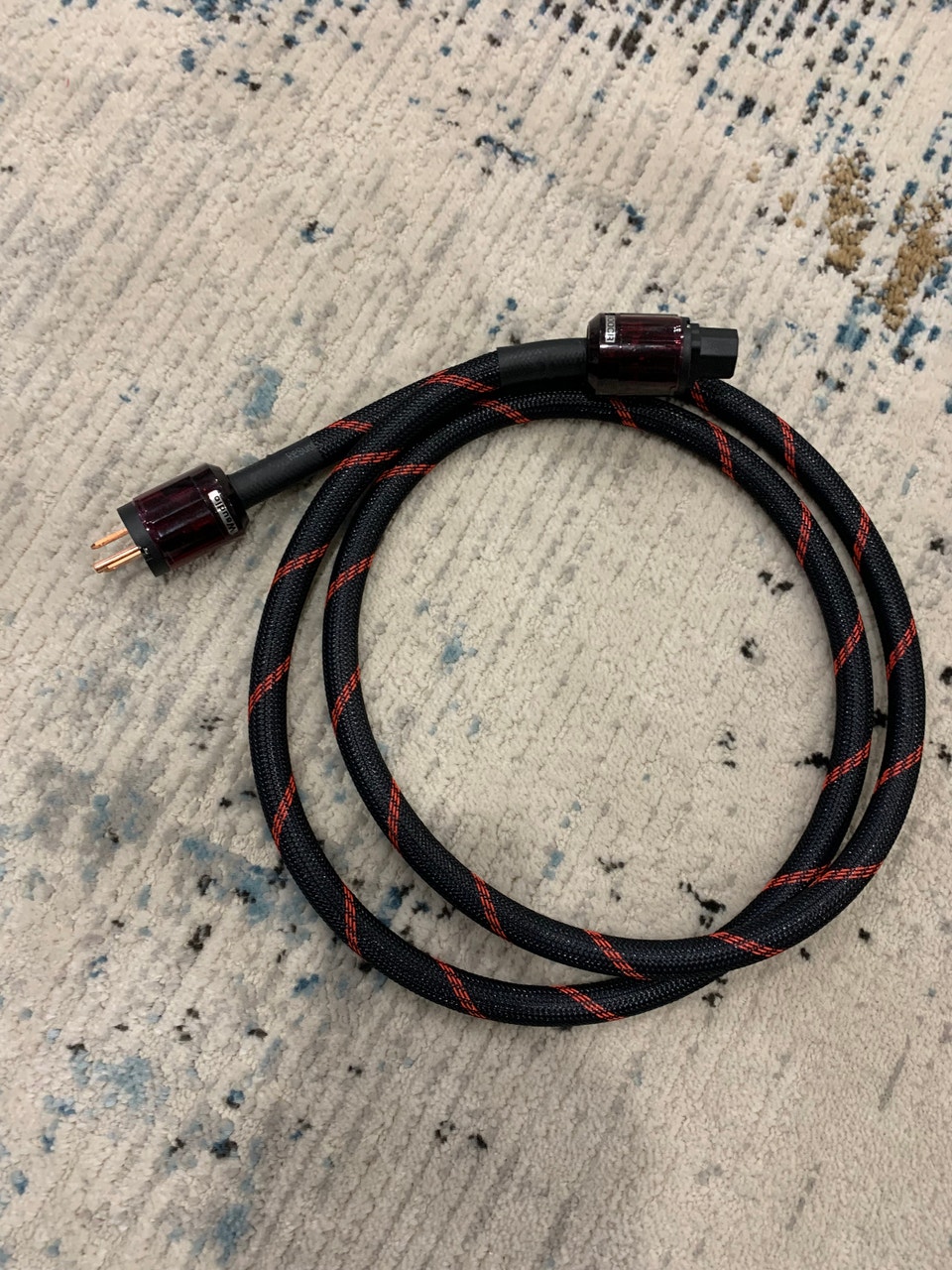 Câble d'alimentation pour audiophiles | Cables & Connectors | Longueuil ...