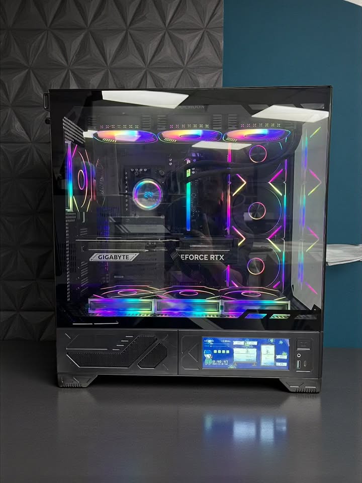 Dark Knight pc 2TB ssd rtx 5080 ryzen 7 9800X3D gaming pc 32GB ...