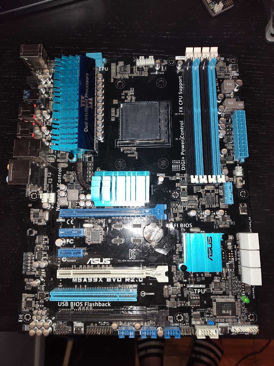 ASUS M5A99X EVO R2.0 AM3+ ATX Motherboard (AS-IS) | System Components ...