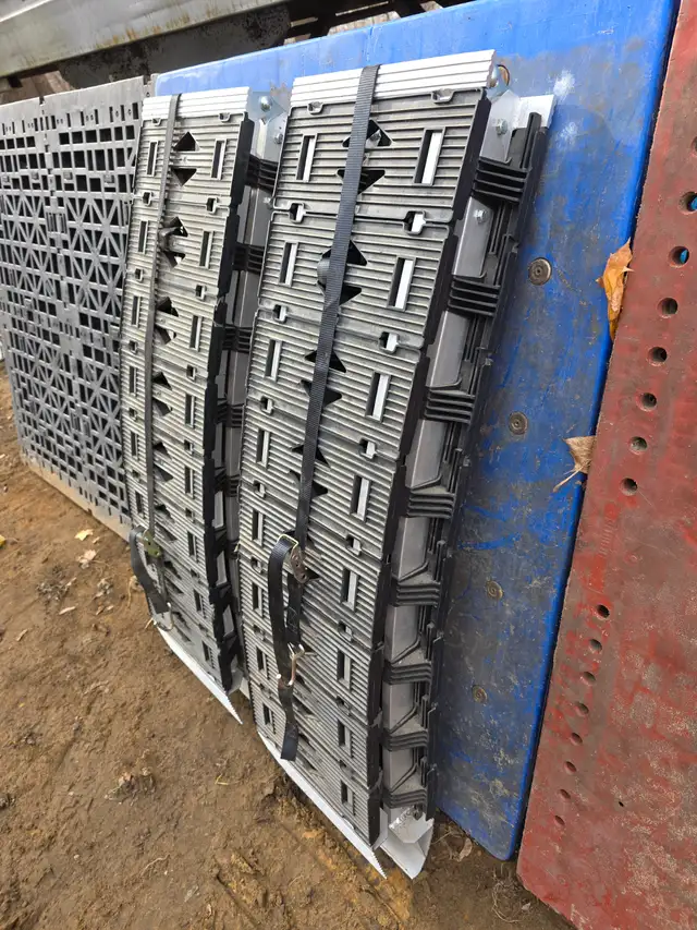 Aluminum Motorcycle Ramps Folding Ramp Set W Safety Straps | Other ...