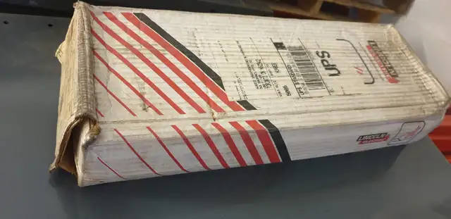 Lincoln Electric Stick Electrodes E7024-1, 1/4" x 18" JetWeld 1 | Other ...