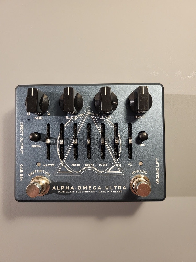 Darkglass Electronics Alpha Omega Ultra Bass Preamp | Amps & Pedals ...