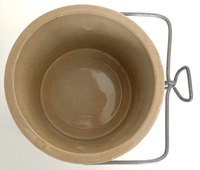 Antiquité Collection Pot couvercle en grès Attache d'étanchéité | Art ...