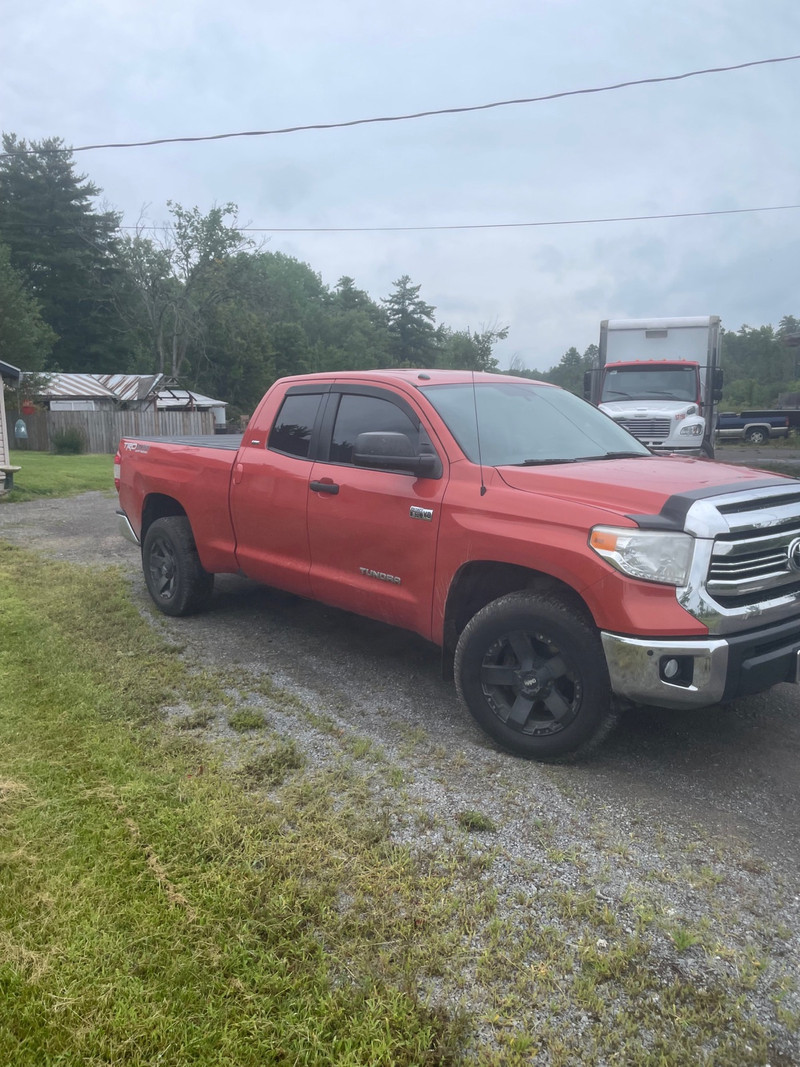 Orange Tundra | Cars & Trucks | Ottawa | Kijiji