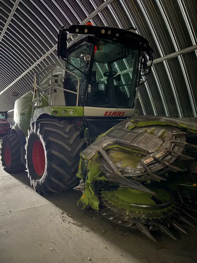 2023 CLAAS 960 FORAGE HARVESTER & ORBIS 600 HEADER FORAGE | Farming ...
