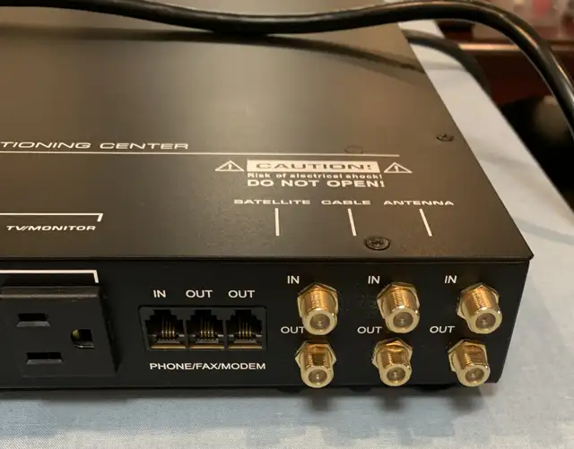 EATON'S Tripp-Lite Professional A/V Power Conditioner in black | Stereo ...