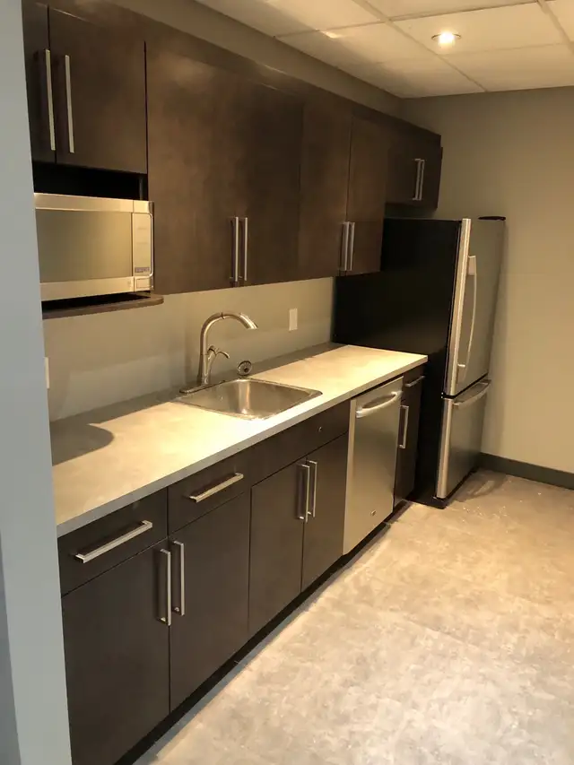 Commercial Warehouse and Office Space Available for Lease | Commercial ...