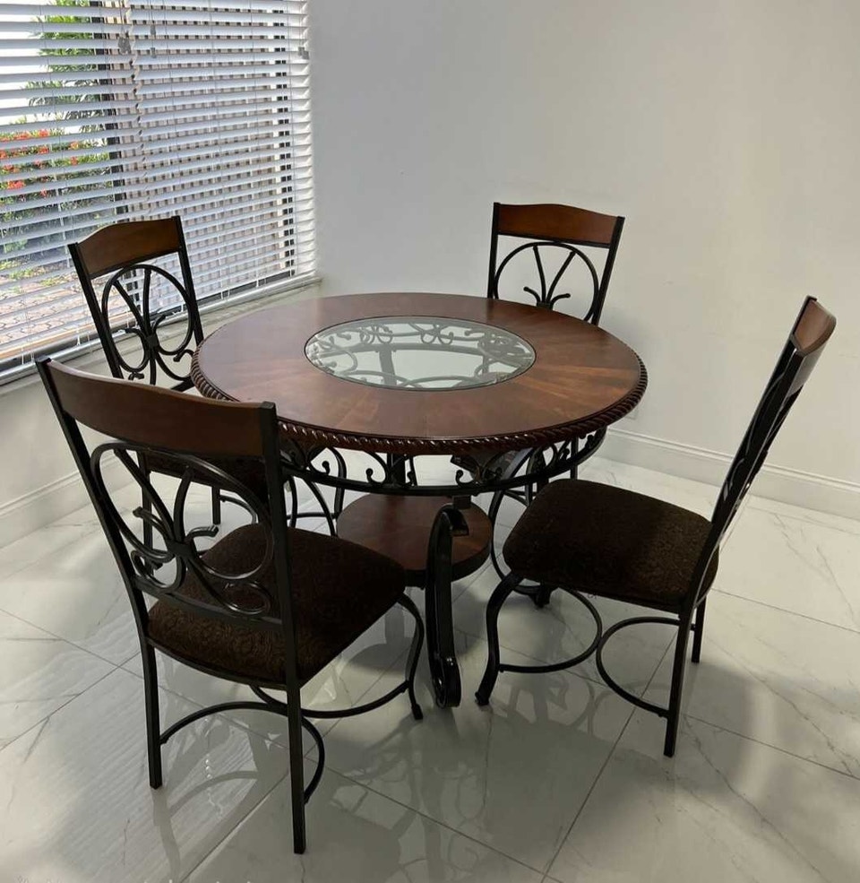 Ashley Glambrey Table & Chairs | Dining Tables & Sets | Oakville ...