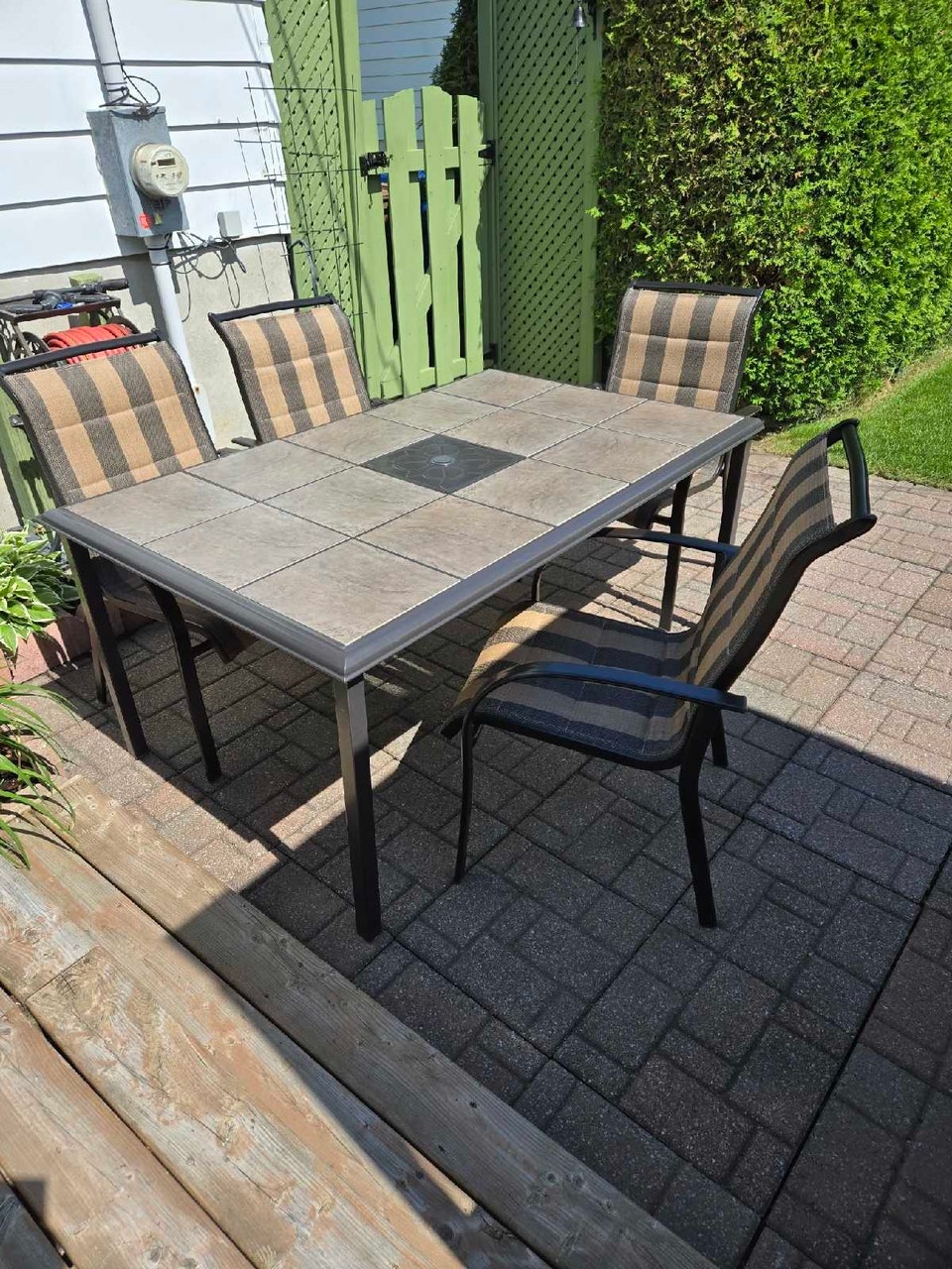Ens. à dîner extérieure en céramique | Patio & Garden Furniture | Laval ...