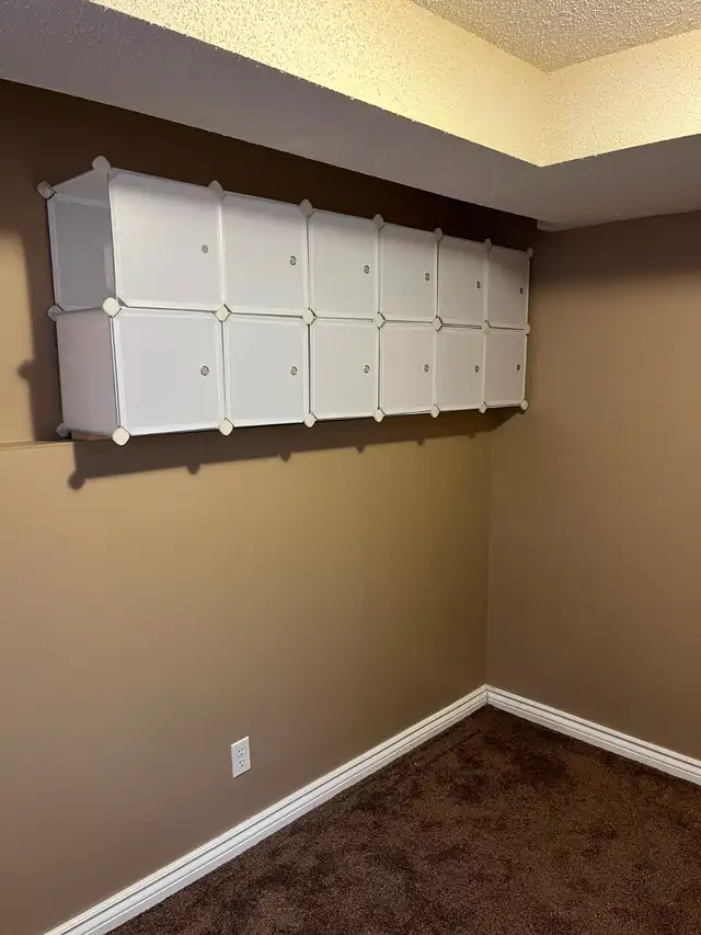 Two-Bedroom Walkout Basement Suite in Shawnessy w/Priv. Entrance | Long ...