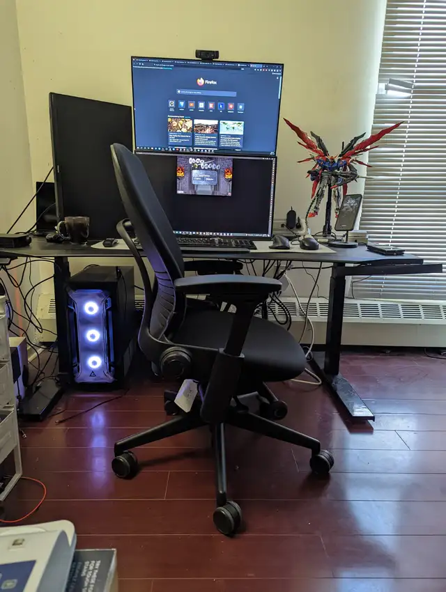 Steelcase Leap v2 - Free GTA Delivery Fully Loaded ~ 4 Colors ...