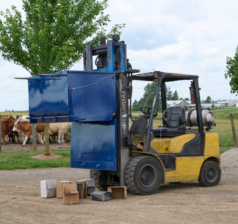 DROP BOTTOM HOPPER BINS FOR FORKLIFT. DUMP WITHOUT LEAVING SEAT ...