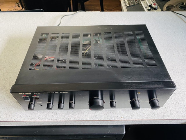 Rotel RA-985BX Integrated Stereo Amplifier | Stereo Systems & Home ...
