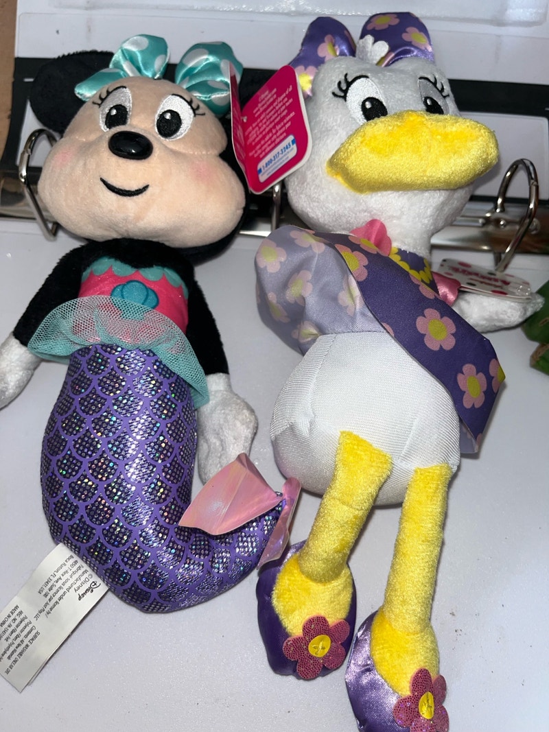 Disney stuffed animals Minnie Mouse Daisy Duck /peluches | Jouets et ...