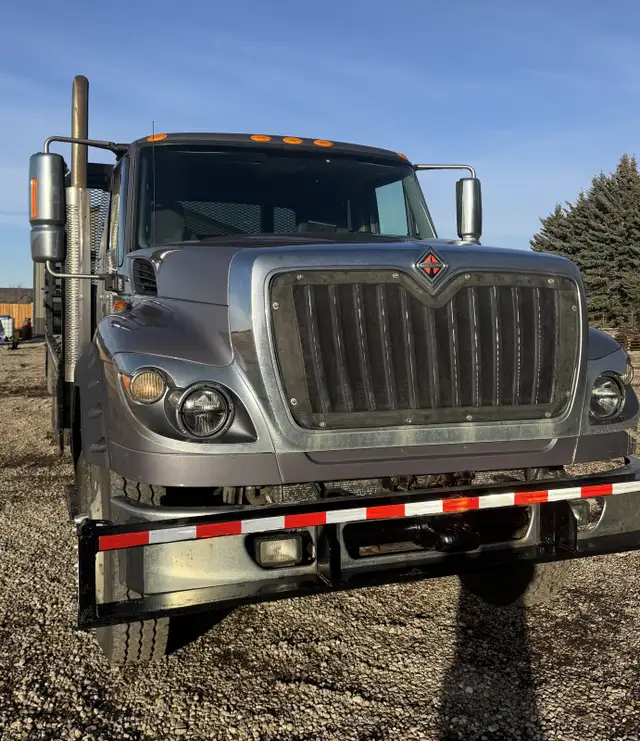 2012 International with ramp deck. | Heavy Trucks | St. Albert | Free ...