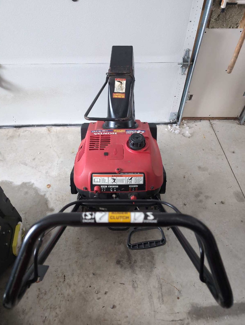 Honda HS520 snow thrower | Snowblowers | Owen Sound | Free local ...