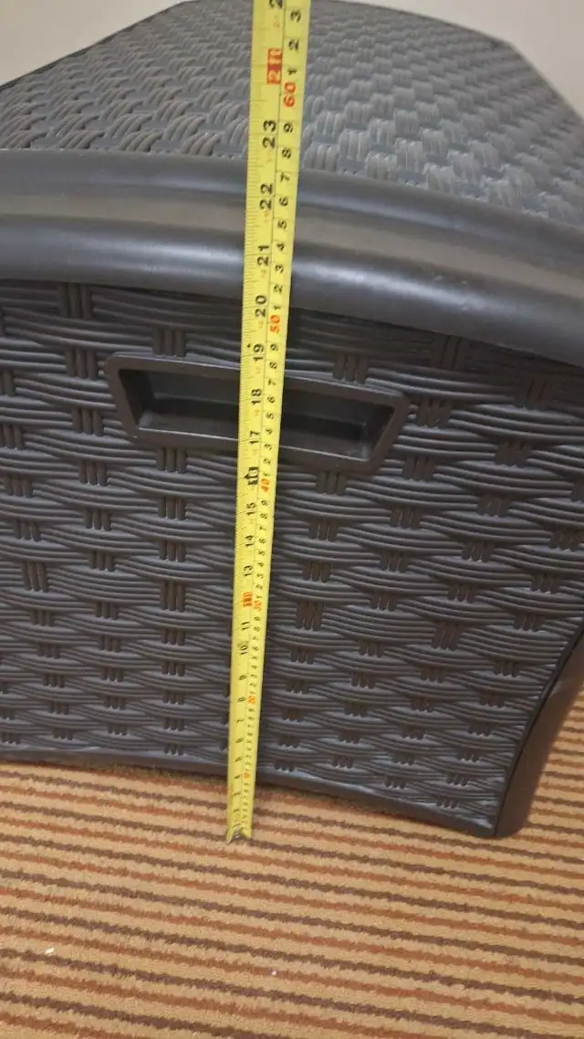Suncast 70 gallon plastic wicker deck box DBW7000 | Outdoor Tools ...