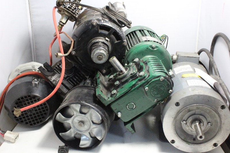 Moteurs électriques AC 110v / 220v / 1 phase / 2 phase / 3 phase ...