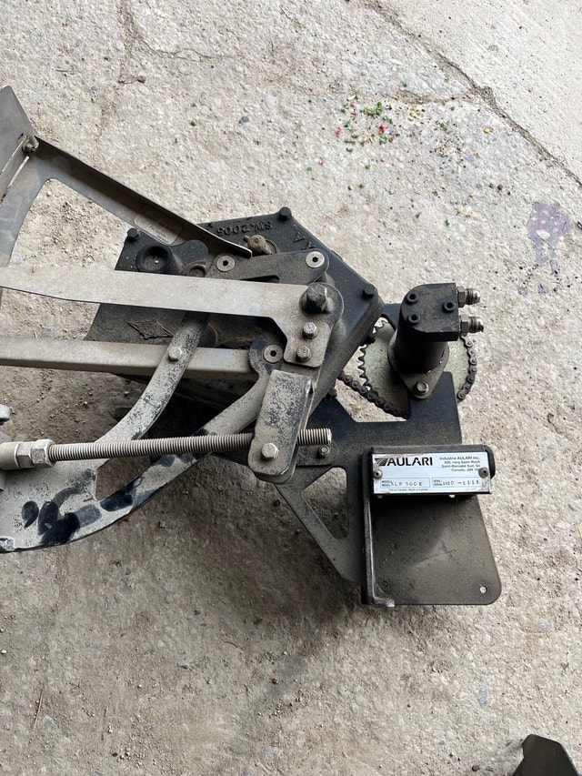 John Deere & Aulari corn planter parts | Farming Equipment | Kitchener ...