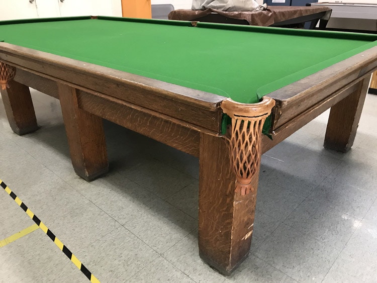 Table de billard snooker usagée used snooker pool table | Jouets et ...