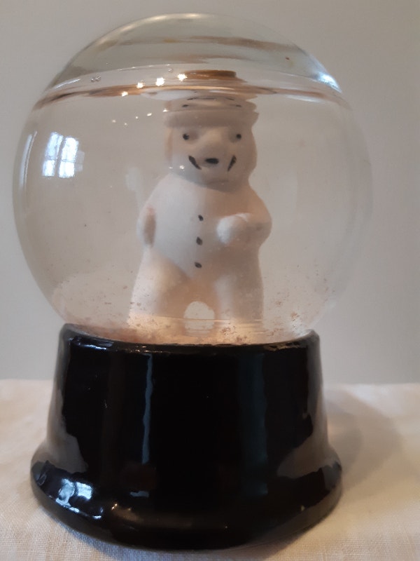 VINTAGE XMAS ATLAS CRYSTAL GLASS SNOW GLOBE DOME w SNOWMAN 1940s | Arts ...