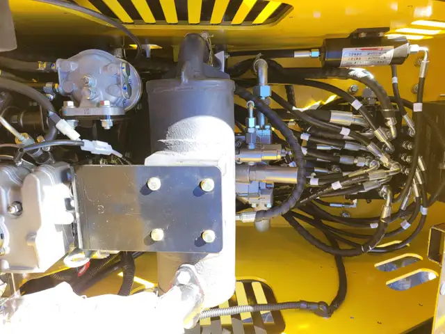 *In Stock*2025 JoyT5 Rippa RS06 Diesel Skid Steer with 880lb Lif ...