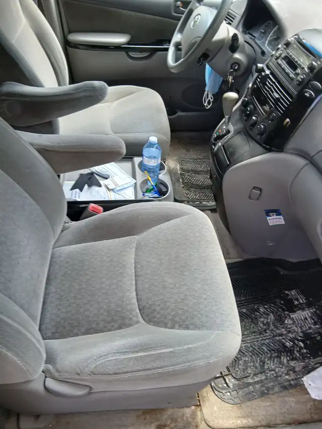 Toyota sienna 2005 Automatic ce 8 passinger | Cars & Trucks | City of ...