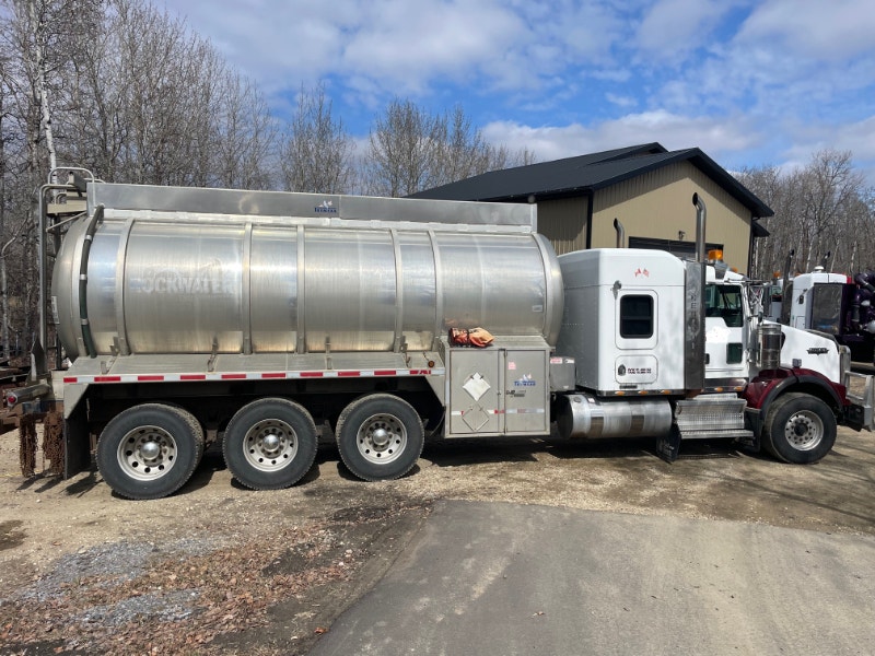 Multiple Combo Vac / Hydro Vac's / Semi Vac's Available | Heavy Trucks ...