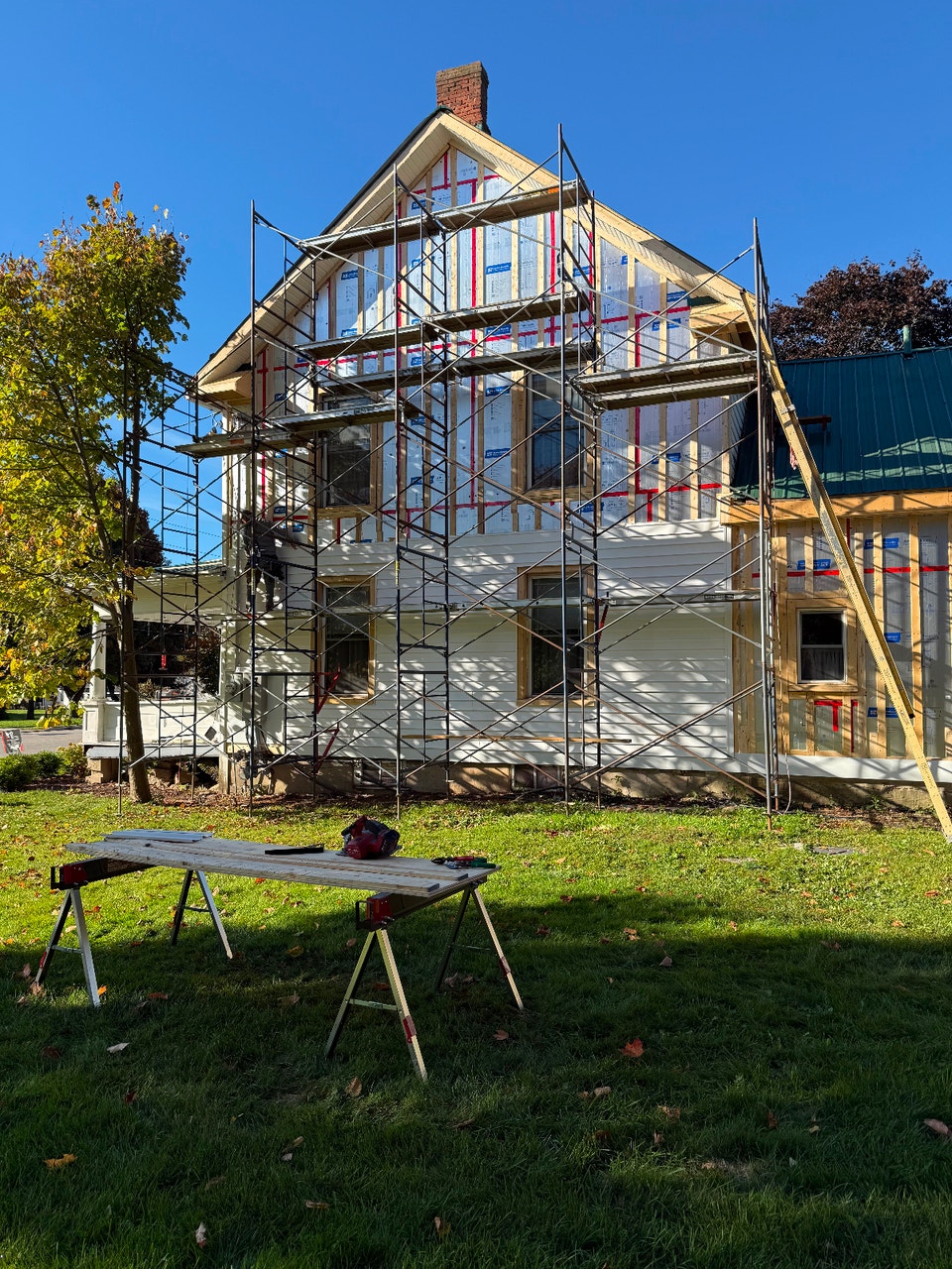 5” 6” SEAMLESS EAVESTROUGH ,SIDING, SOFFIT, FASCIA | Fence, Deck ...