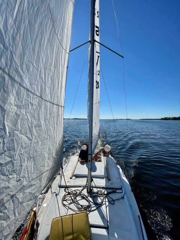 MacGregor 22 Venture Swing Keel Sail Boat – Ready to Sail Away ...