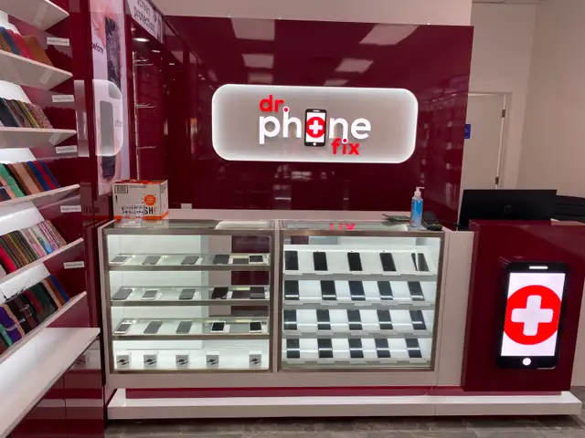 Unlocked iPhone 14 (256GB) 1-year Warranty | Cell Phones | Fort ...