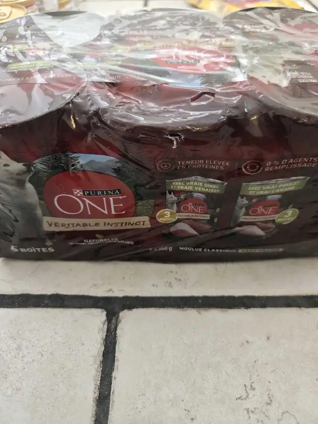 Dog Food classis ground 6 pack Expires in March | Accessories | London ...