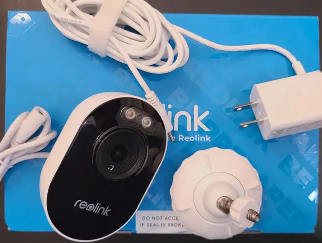 Reolink Lumus 2K WiFi outdoor camera 2.4/5GHz with spotlight, IR ...