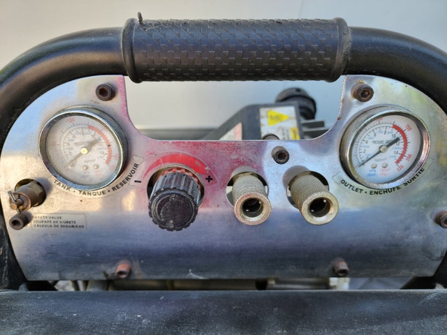 Powerbuilt Hot Rod Series 5 Gallon 3 HP Dual Tank Air Compressor ...