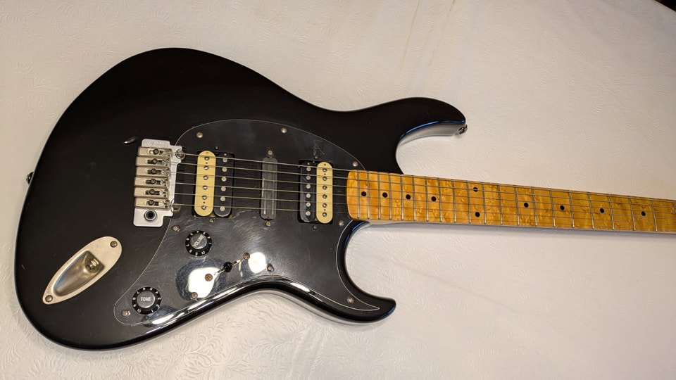 Cort Hiram Bullock Signature Stratocaster | Guitars | Gatineau | Free ...