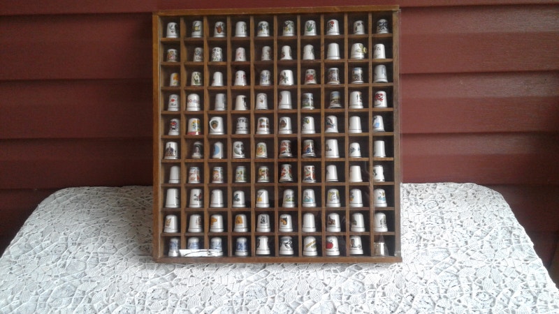100 Thimbles with Wall Case-Souvenir, Royalty, Animals, Etc | Arts ...
