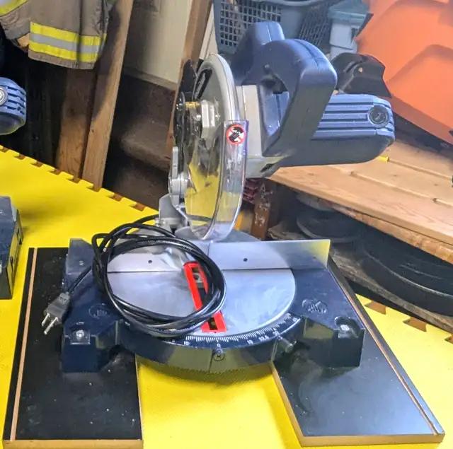 Mastercraft 8 1/4" Compound Mitre Saw in Power Tools in Ottawa | Power ...