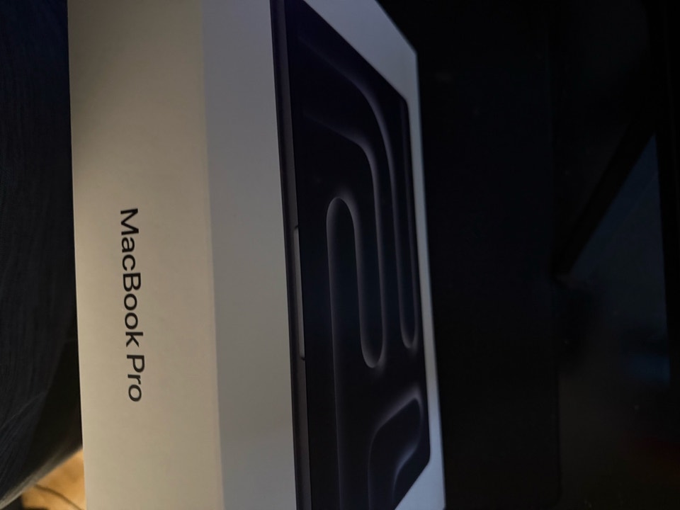 M5 MacBook Pro 14” | NANO-TEXTURE Display | 16GB RAM / 512GB | Laptops ...