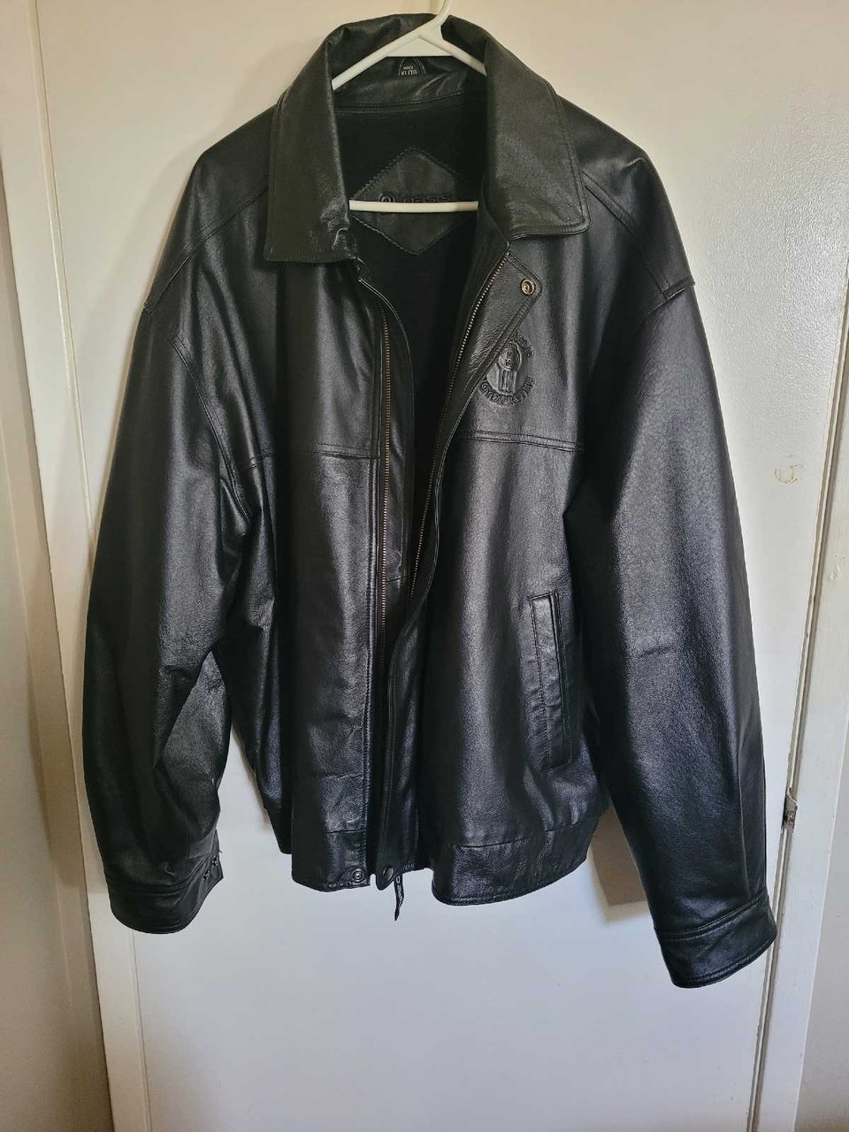 Oasis Kenworth Leather Jacket | Men's | Edmonton | Free local ...
