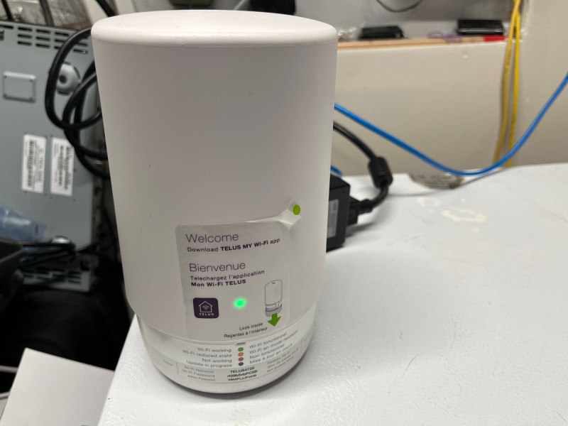 Telus Boost Wifi 6 Access Point Internet Range Extender | Networking | Calgary | Kijiji
