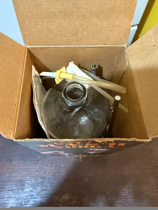 Vintage MASH 4077th IV Liquor Dispenser Decanter Barware Displa | Arts ...