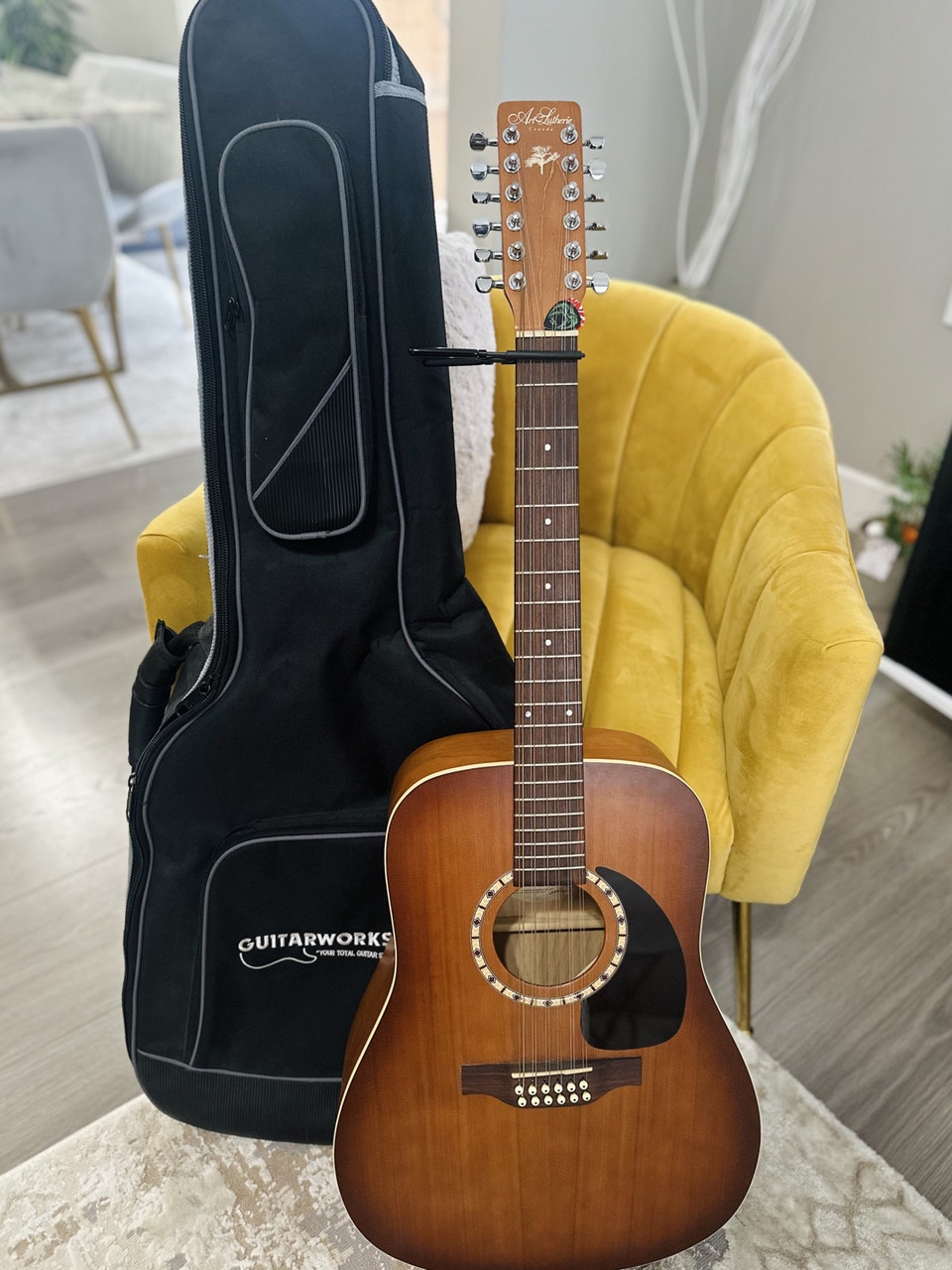 High-End Art & Lutherie 12-String Acoustic Guitar with bag | Guitars ...