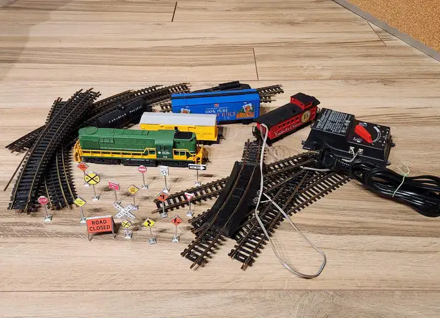 Model HO Scale Train Set - Complete & Working | Hobbies & Crafts | City ...