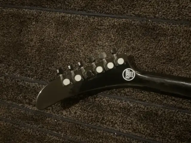 ESP Explorer | Guitars | Laval / North Shore | Free local classifieds ...