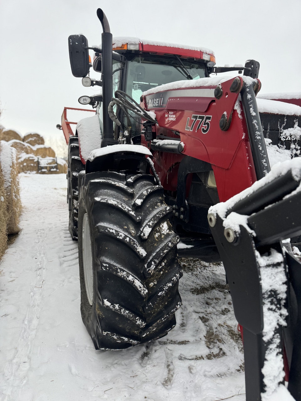 Upgrade your farming operation with a big FWA- loader grapple ...