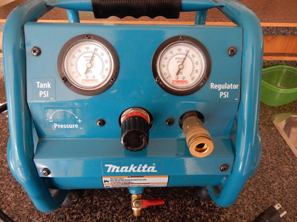 Makita AC001 Air Compressor | Power Tools | St. Albert | Free local ...