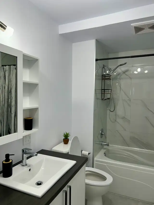 Logement grand 4 et demi – Meublé de A à Z | Long Term Rentals ...