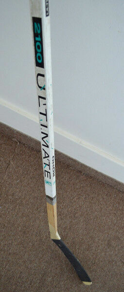 Baton de hockey KOHO Ultimate 2100 gaucher Left Handed hockey s ...